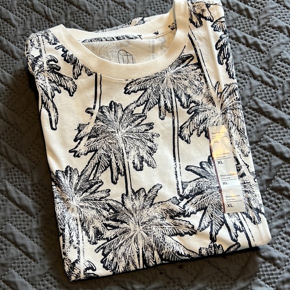 Original Use | Shirts | Nwt Original Use Blue Palm Tree Tee Mxl | Poshmark